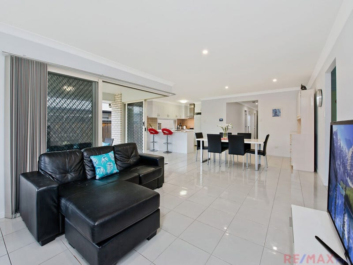 28 Shaw Street Meridan Plains Queensland House for Sale - RE/MAX Australia