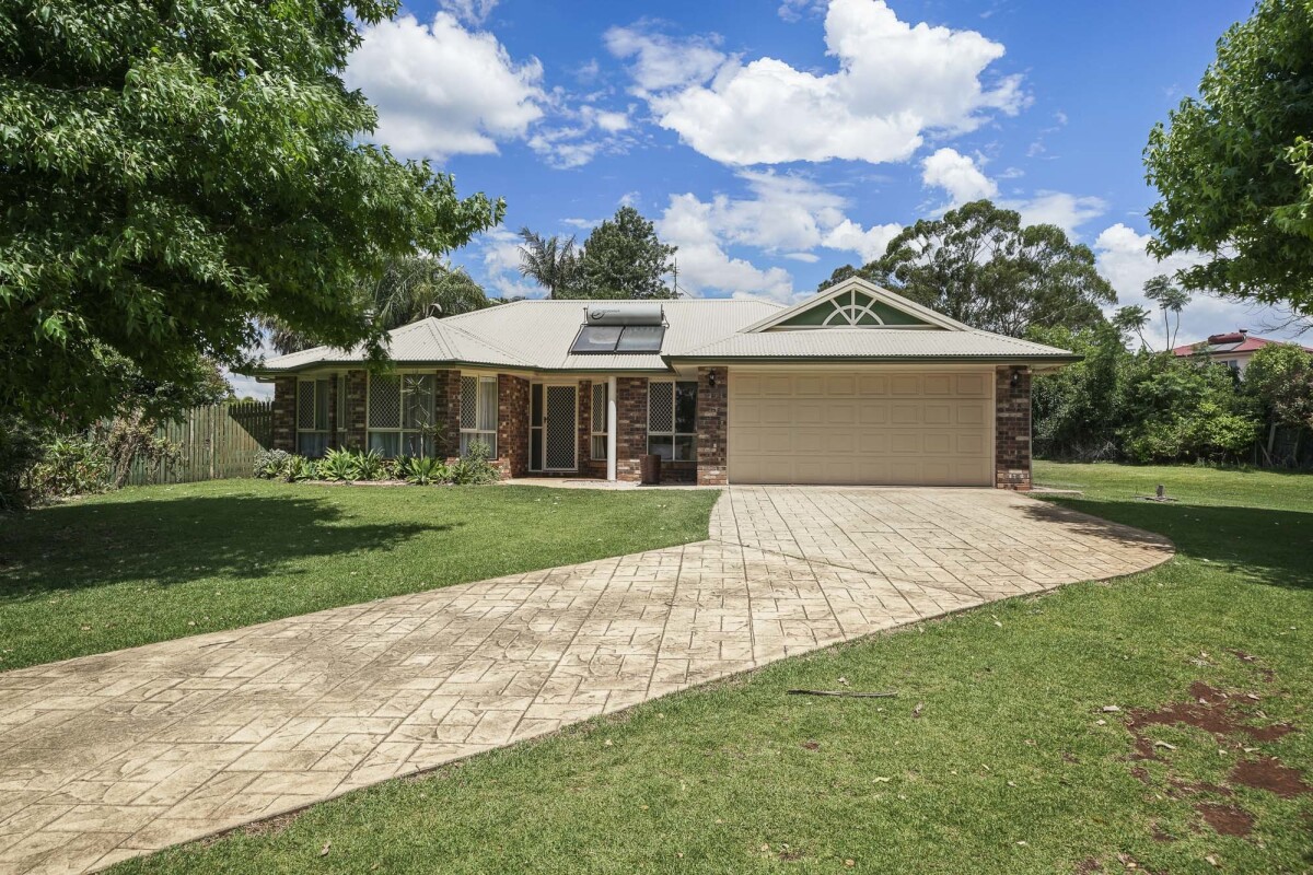 1 Sundowner Court Highfields Queensland House for Sale - RE/MAX Australia
